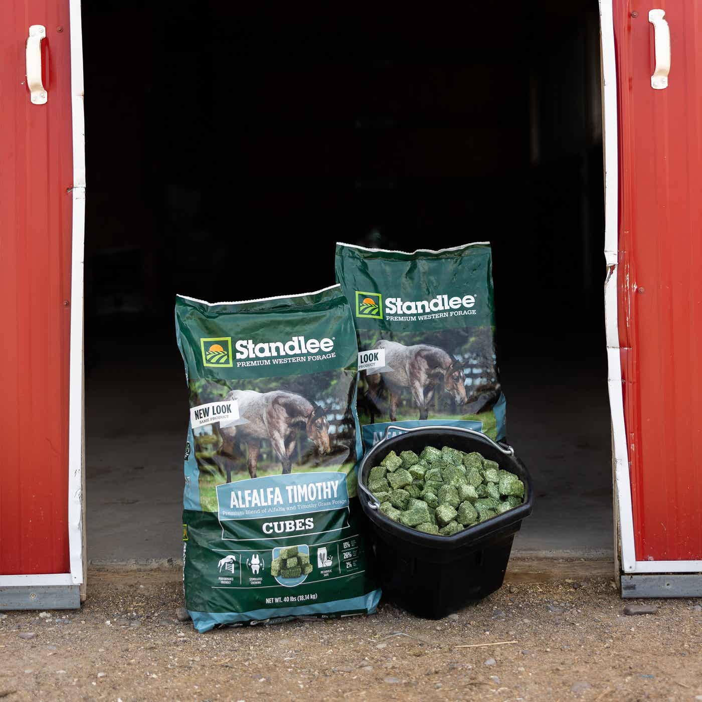 Premium Alfalfa Timothy Cubes | Standlee Premium Forage