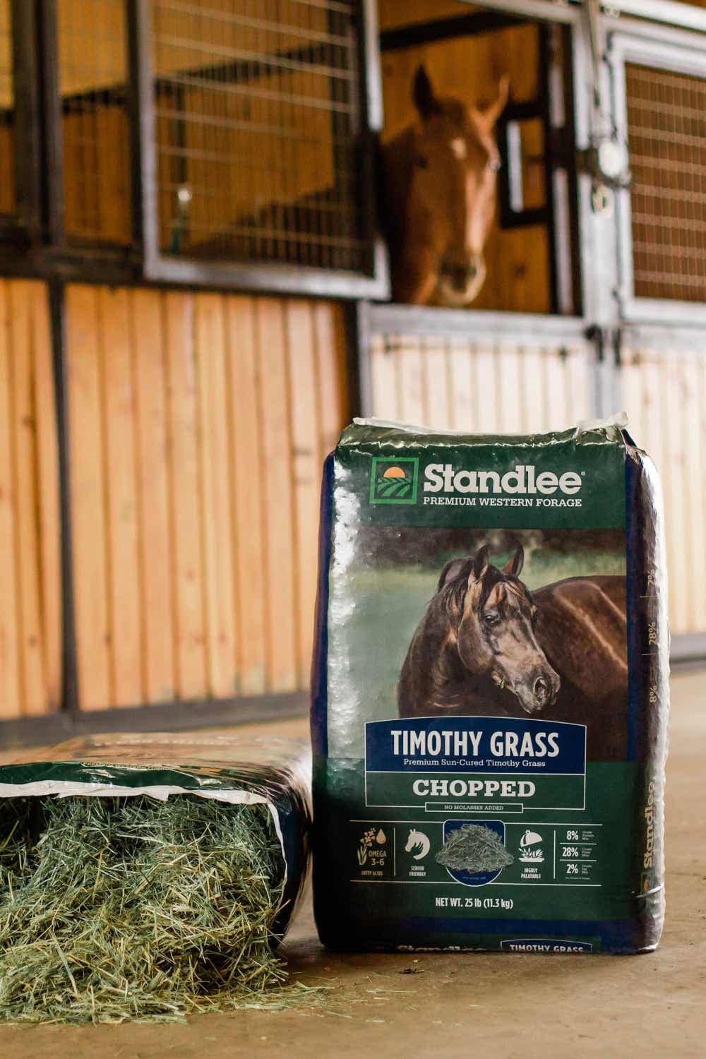 Introducing Standlee Premium Chopped Timothy Grass